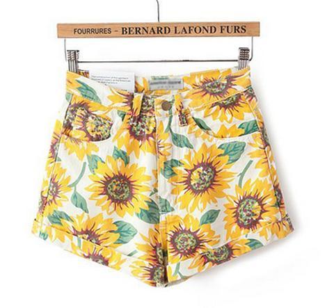 Cute Sun Flower Shorts on Luulla